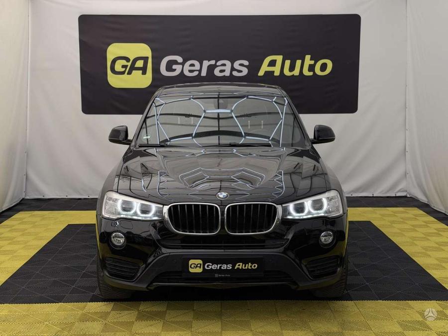 Black BMW X3 2014 in Vilnius, with an engine capacity of 2.00 L and mileage of 298 thousand km for 10500 €, photo 8 on AUTOMOTO.COM.LV