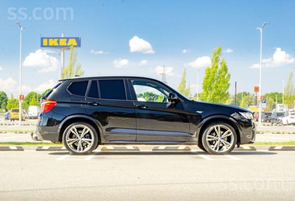 Black BMW X3 2014 in Riga, with an engine capacity of 2.00 L and mileage of 264 thousand km for 9590 €, photo 8 on AUTOMOTO.COM.LV