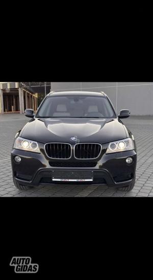 Black BMW X3 2014 in Panevezys, with an engine capacity of 2.00 L and mileage of 327 thousand km for 9200 €, photo 5 on AUTOMOTO.COM.LV