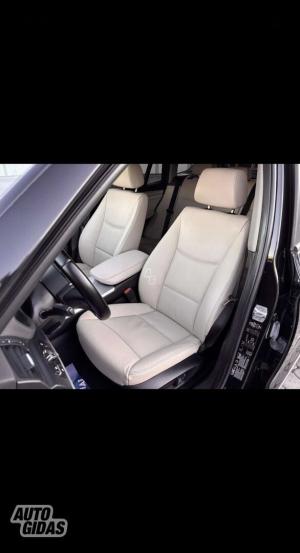 Black BMW X3 2014 in Panevezys, with an engine capacity of 2.00 L and mileage of 327 thousand km for 9200 €, photo 10 on AUTOMOTO.COM.LV
