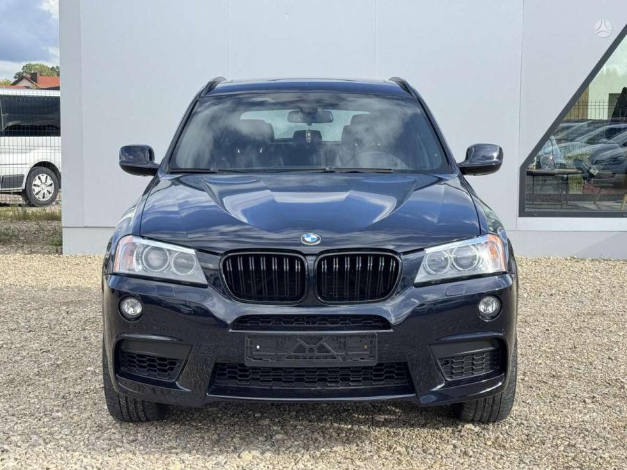 Black BMW X3 2014 in Siauliai, with an engine capacity of 2.98 L and mileage of 236 thousand km for 10500 €, photo 3 on AUTOMOTO.COM.LV