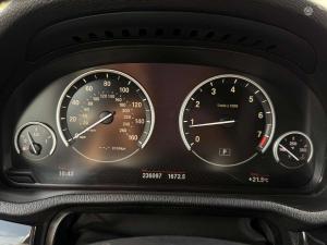 Black BMW X3 2014 in Siauliai, with an engine capacity of 2.98 L and mileage of 236 thousand km for 10500 €, photo 30 on AUTOMOTO.COM.LV