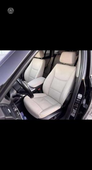 Melns BMW X3 2014 Panevēža, ar dzinēja tilpumu 2.00 L un nobraukumu 327 tūkst. km par 9000 €, foto 8 vietnē AUTOMOTO.COM.LV