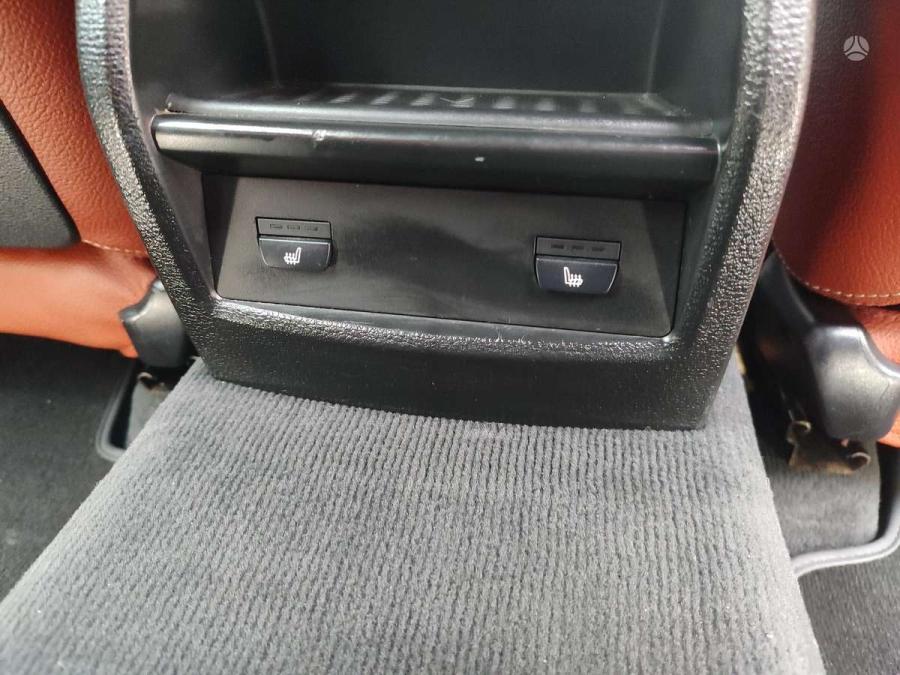 Black BMW X3 2014 in Vilnius, with an engine capacity of 2.98 L and mileage of 282 thousand km for 10900 €, photo 15 on AUTOMOTO.COM.LV