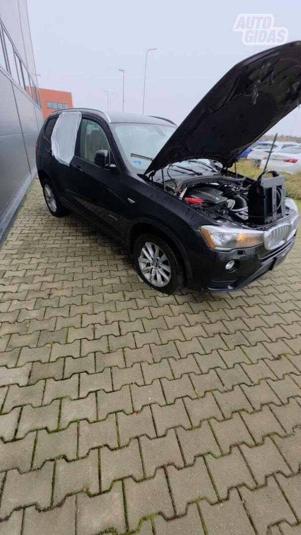 Black BMW X3 2015 in Klaipeda, with an engine capacity of 0.00 L and mileage of 206 thousand km for 5300 €, photo 8 on AUTOMOTO.COM.LV