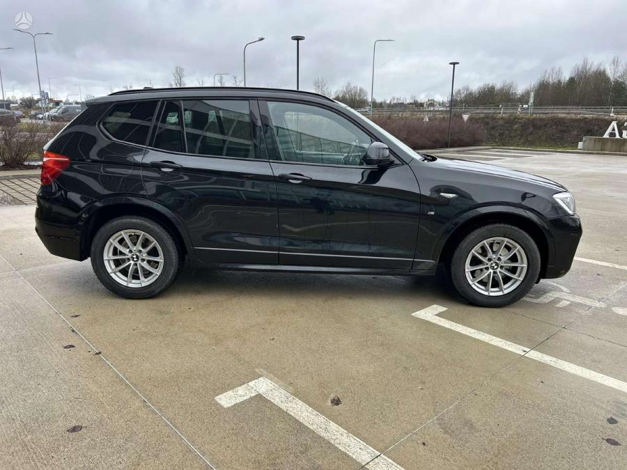 Black BMW X3 2015 in Vilnius, with an engine capacity of 2.99 L and mileage of 194 thousand km for 13750 €, photo 5 on AUTOMOTO.COM.LV