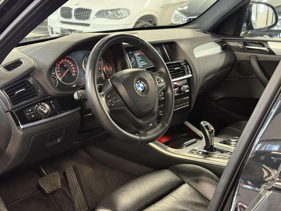 Black BMW X3 2015 in Marijampole, with an engine capacity of 2.99 L and mileage of 314 thousand km for 13799 €, photo 24 on AUTOMOTO.COM.LV