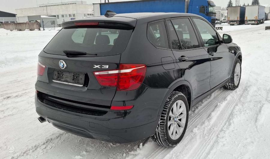 Black BMW X3 2015 in Panevezys, with an engine capacity of 2.00 L and mileage of 269 thousand km for 12300 €, photo 4 on AUTOMOTO.COM.LV