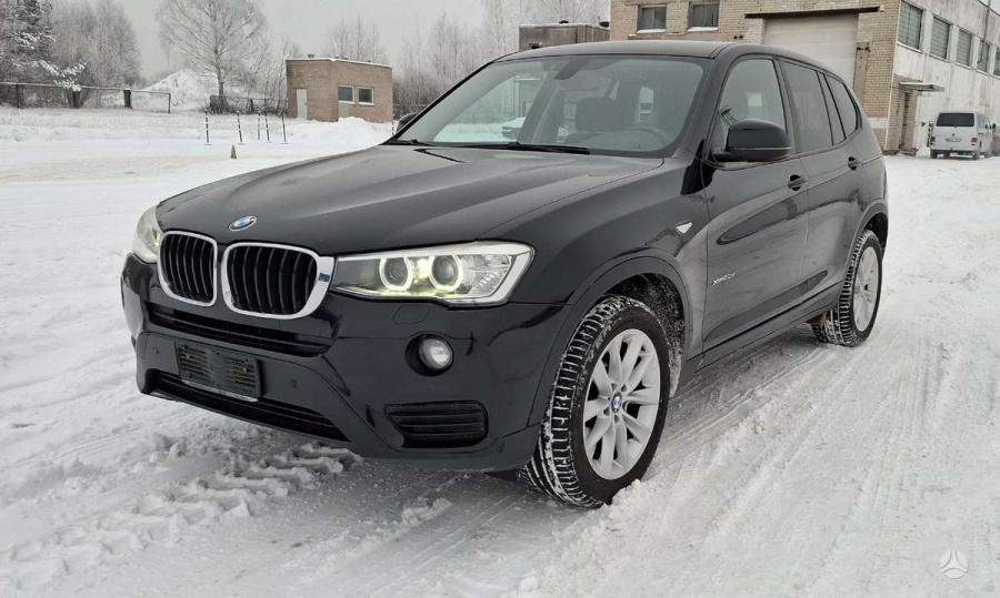 Black BMW X3 2015 in Panevezys, with an engine capacity of 2.00 L and mileage of 269 thousand km for 12300 €, photo 8 on AUTOMOTO.COM.LV