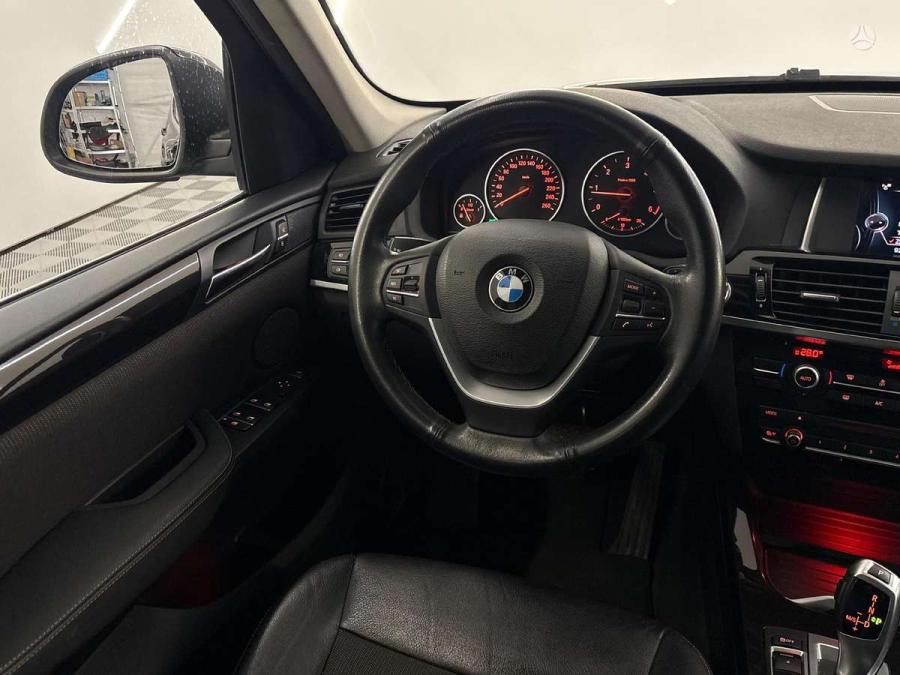 Black BMW X3 2015 in Marijampole, with an engine capacity of 2.00 L and mileage of 284 thousand km for 11950 €, photo 6 on AUTOMOTO.COM.LV