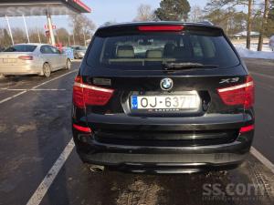 Black BMW X3 2015 in Ogre, with an engine capacity of 2.00 L and mileage of 275 thousand km for 13800 €, photo 4 on AUTOMOTO.COM.LV