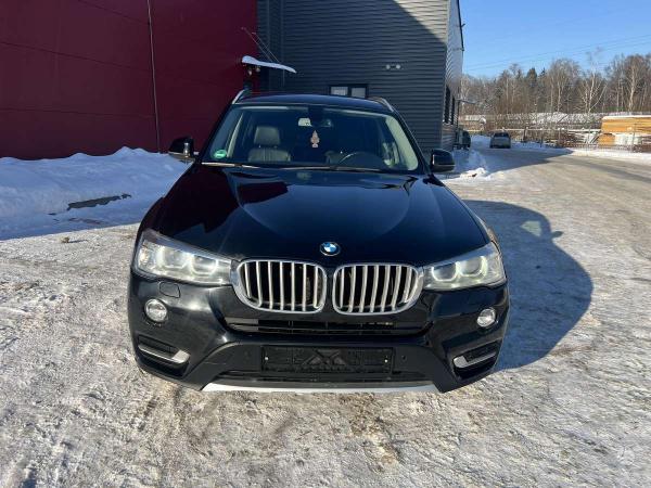 Black BMW X3 2015 in Kaunas, with an engine capacity of 2.00 L and mileage of 251 thousand km for 14250 €, photo 5 on AUTOMOTO.COM.LV