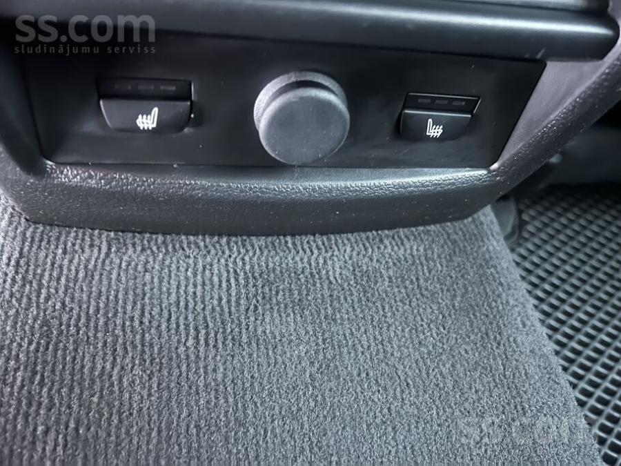 Melns BMW X3 2015 Valmiera, ar dzinēja tilpumu 2.00 L un nobraukumu 159 tūkst. km par 16200 €, foto 9 vietnē AUTOMOTO.COM.LV
