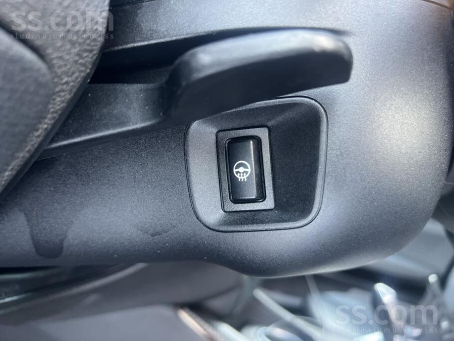 Melns BMW X3 2015 Valmiera, ar dzinēja tilpumu 2.00 L un nobraukumu 159 tūkst. km par 16200 €, foto 16 vietnē AUTOMOTO.COM.LV