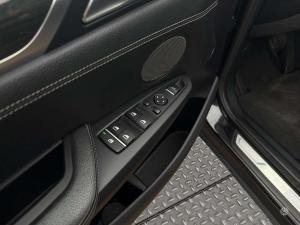 Melns BMW X3 2015 Kauņa, ar dzinēja tilpumu 3.00 L un nobraukumu 127 tūkst. km par 14799 €, foto 14 vietnē AUTOMOTO.COM.LV
