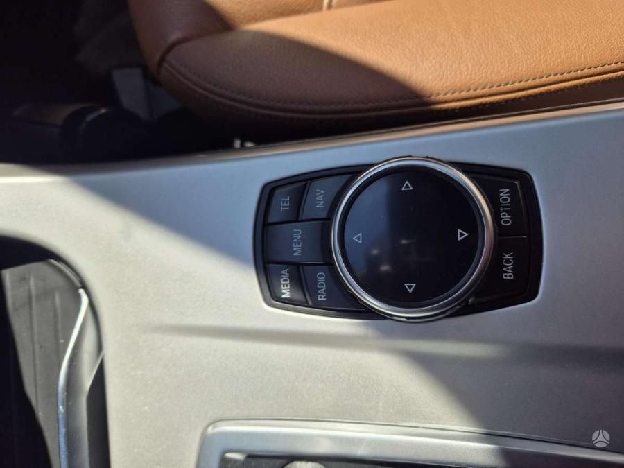 Melns BMW X3 2015 Kauņa, ar dzinēja tilpumu 2.99 L un nobraukumu 199 tūkst. km par 15300 €, foto 26 vietnē AUTOMOTO.COM.LV