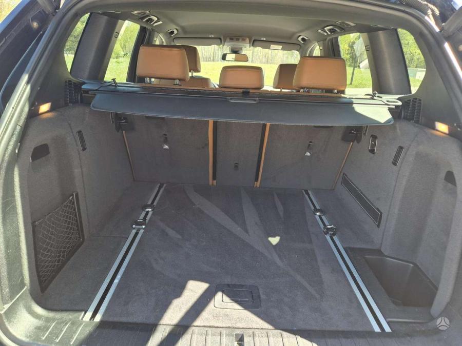 Melns BMW X3 2015 Kauņa, ar dzinēja tilpumu 2.99 L un nobraukumu 199 tūkst. km par 15300 €, foto 29 vietnē AUTOMOTO.COM.LV