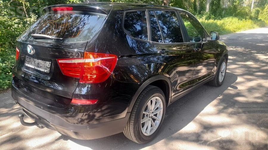 Black BMW X3 2015 in Riga, with an engine capacity of 2.00 L and mileage of 208 thousand km for 13000 €, photo 12 on AUTOMOTO.COM.LV