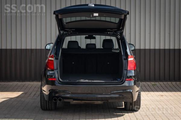Black BMW X3 2015 in Talsi, with an engine capacity of 3.00 L and mileage of 232 thousand km for 17950 €, photo 6 on AUTOMOTO.COM.LV