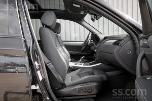 Black BMW X3 2015 in Talsi, with an engine capacity of 3.00 L and mileage of 232 thousand km for 17950 €, photo 13 on AUTOMOTO.COM.LV