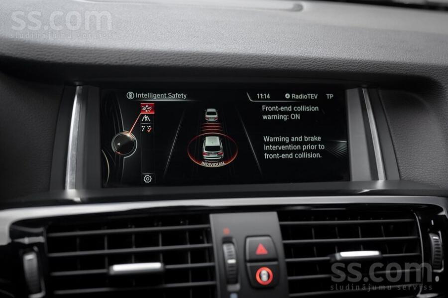Black BMW X3 2015 in Talsi, with an engine capacity of 3.00 L and mileage of 232 thousand km for 17950 €, photo 26 on AUTOMOTO.COM.LV