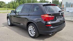 Black BMW X3 2015 in Panevezys, with an engine capacity of 2.00 L and mileage of 269 thousand km for 11750 €, photo 4 on AUTOMOTO.COM.LV