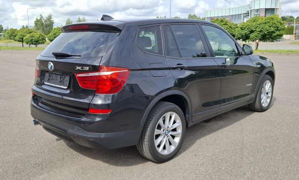 Black BMW X3 2015 in Panevezys, with an engine capacity of 2.00 L and mileage of 269 thousand km for 11750 €, photo 4 on AUTOMOTO.COM.LV