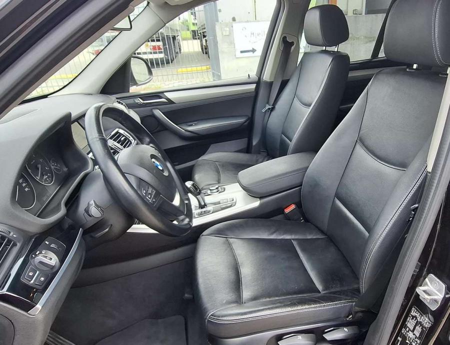 Black BMW X3 2015 in Panevezys, with an engine capacity of 2.00 L and mileage of 269 thousand km for 11750 €, photo 10 on AUTOMOTO.COM.LV