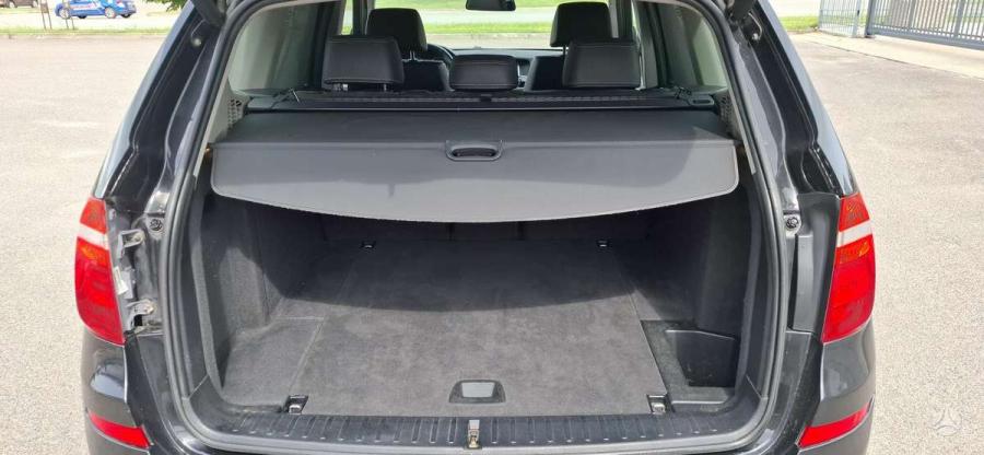 Black BMW X3 2015 in Panevezys, with an engine capacity of 2.00 L and mileage of 269 thousand km for 11750 €, photo 15 on AUTOMOTO.COM.LV