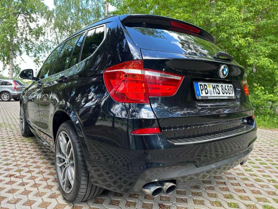 Black BMW X3 2015 in Vilnius, with an engine capacity of 2.99 L and mileage of 300 thousand km for 13100 €, photo 7 on AUTOMOTO.COM.LV