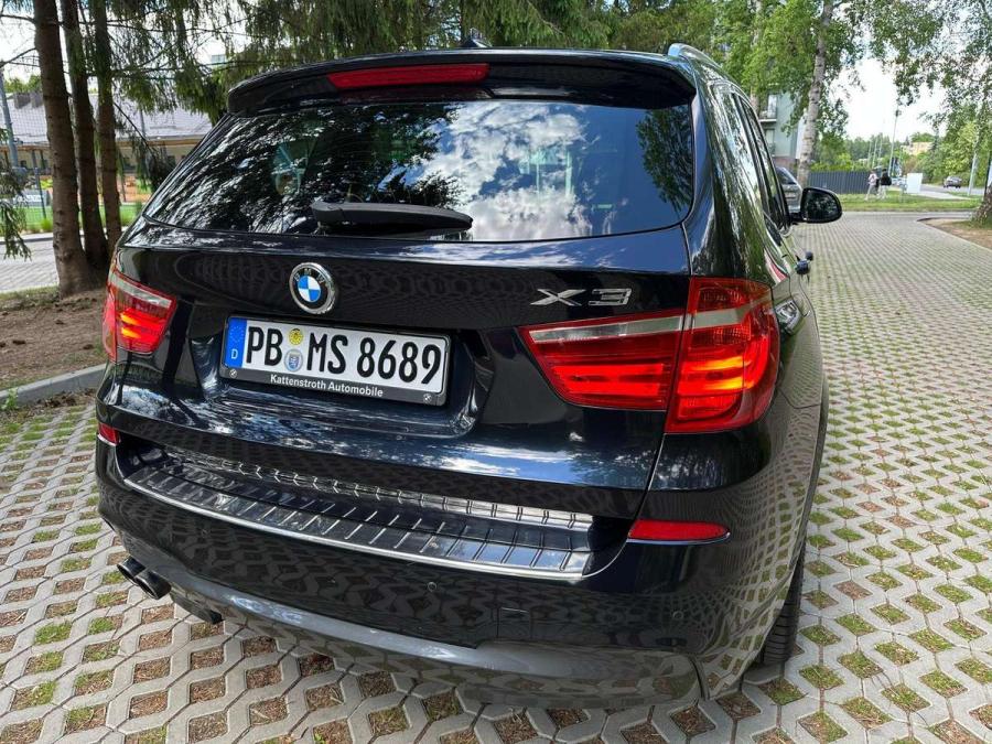 Black BMW X3 2015 in Vilnius, with an engine capacity of 2.99 L and mileage of 300 thousand km for 13100 €, photo 9 on AUTOMOTO.COM.LV