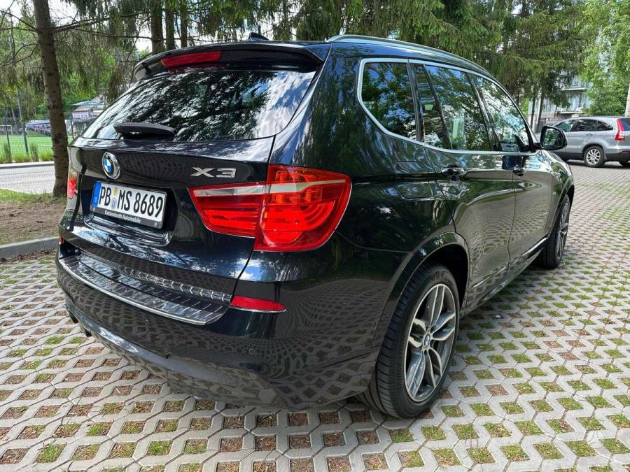 Black BMW X3 2015 in Vilnius, with an engine capacity of 2.99 L and mileage of 300 thousand km for 13100 €, photo 12 on AUTOMOTO.COM.LV