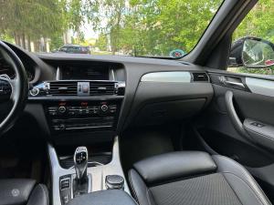 Black BMW X3 2015 in Vilnius, with an engine capacity of 2.99 L and mileage of 300 thousand km for 13100 €, photo 21 on AUTOMOTO.COM.LV