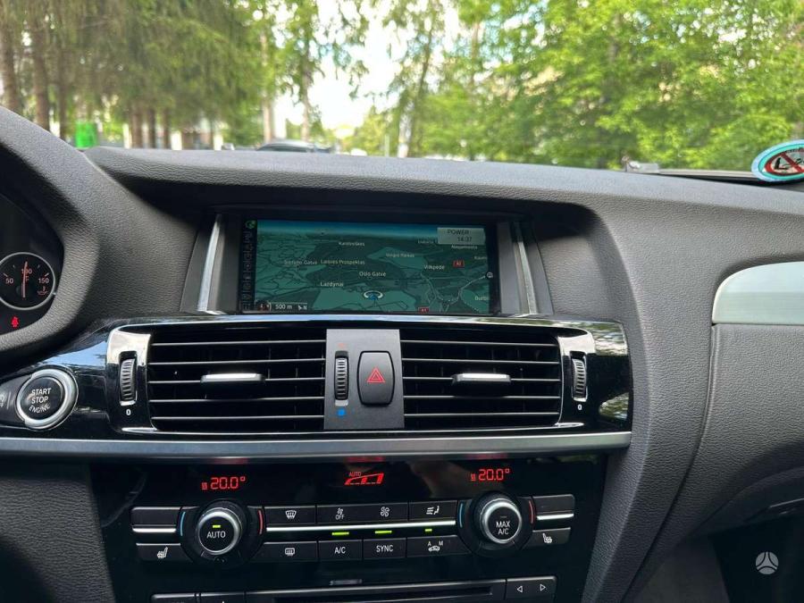 Black BMW X3 2015 in Vilnius, with an engine capacity of 2.99 L and mileage of 300 thousand km for 13100 €, photo 22 on AUTOMOTO.COM.LV