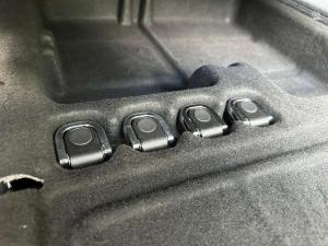 Black BMW X3 2015 in Vilnius, with an engine capacity of 2.99 L and mileage of 300 thousand km for 13100 €, photo 38 on AUTOMOTO.COM.LV