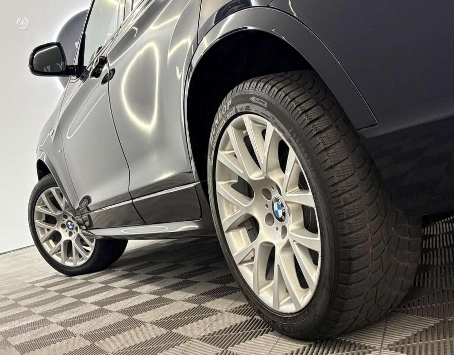 Black BMW X3 2015 in Marijampole, with an engine capacity of 2.99 L and mileage of 202 thousand km for 15500 €, photo 23 on AUTOMOTO.COM.LV