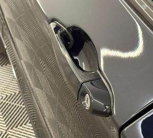 Black BMW X3 2015 in Marijampole, with an engine capacity of 2.99 L and mileage of 258 thousand km for 15200 €, photo 18 on AUTOMOTO.COM.LV