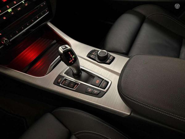 Melns BMW X3 2015 Marijampole, ar dzinēja tilpumu 2.00 L un nobraukumu 179 tūkst. km par 16450 €, foto 3 vietnē AUTOMOTO.COM.LV