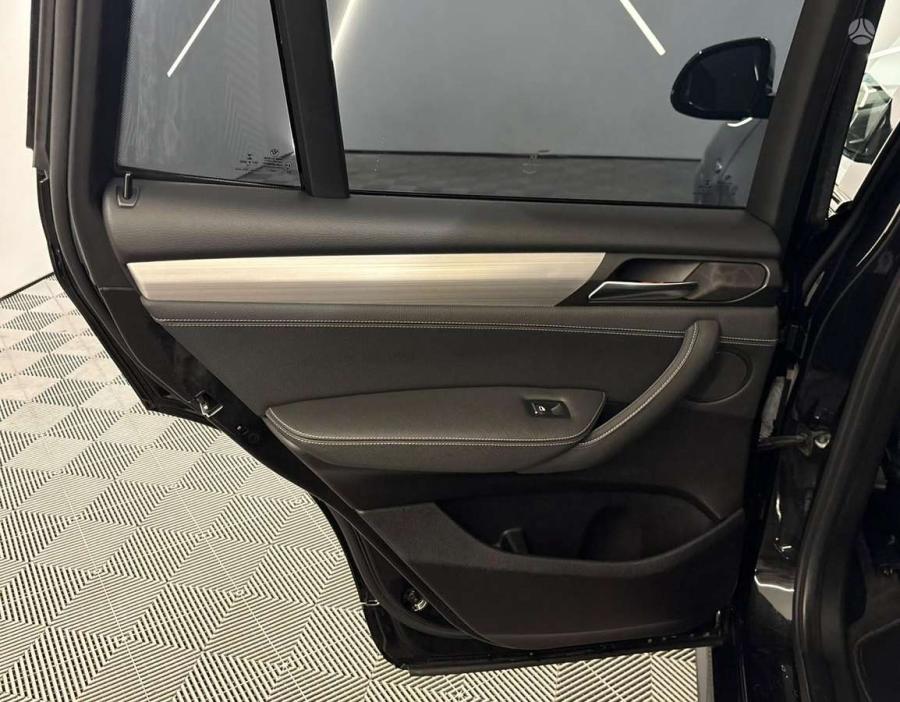 Melns BMW X3 2015 Marijampole, ar dzinēja tilpumu 2.00 L un nobraukumu 179 tūkst. km par 16450 €, foto 24 vietnē AUTOMOTO.COM.LV