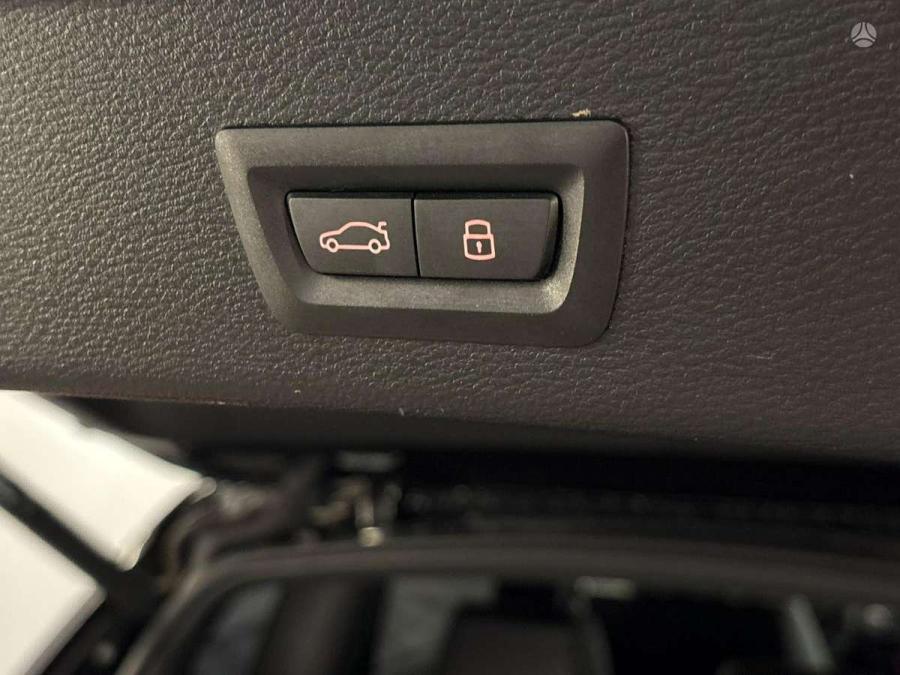 Melns BMW X3 2015 Marijampole, ar dzinēja tilpumu 2.00 L un nobraukumu 179 tūkst. km par 16450 €, foto 29 vietnē AUTOMOTO.COM.LV
