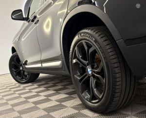 Black BMW X3 2015 in Marijampole, with an engine capacity of 2.99 L and mileage of 349 thousand km for 13850 €, photo 18 on AUTOMOTO.COM.LV