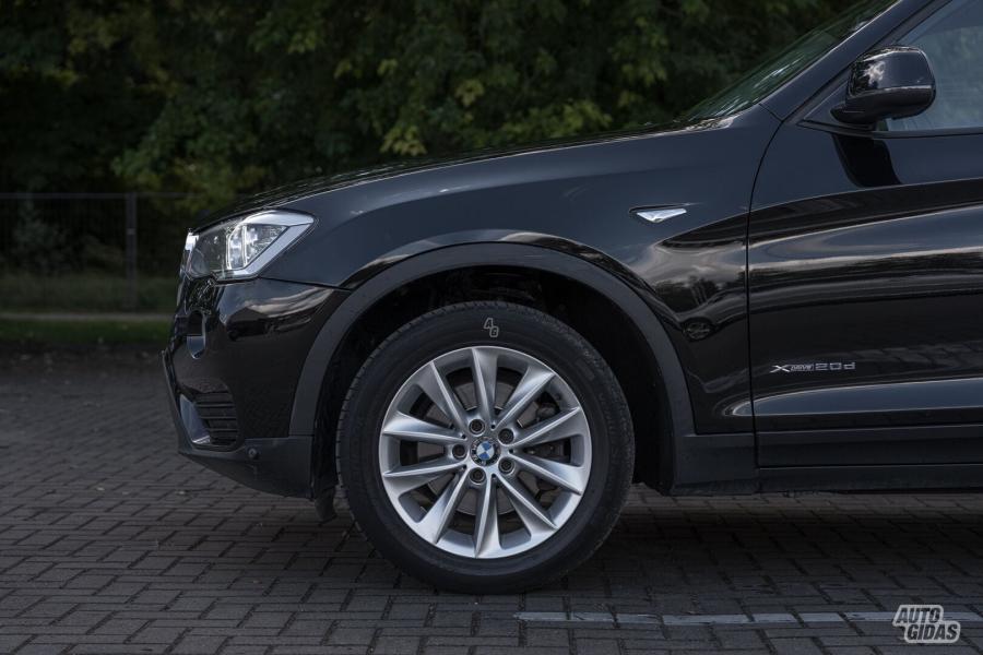 Melns BMW X3 2015 Trakai, ar dzinēja tilpumu 2.00 L un nobraukumu 193 tūkst. km par 12400 €, foto 11 vietnē AUTOMOTO.COM.LV