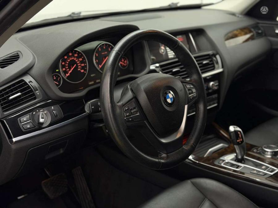 Black BMW X3 2016 in Vilnius, with an engine capacity of 2.00 L and mileage of 136 thousand km for 13990 €, photo 9 on AUTOMOTO.COM.LV