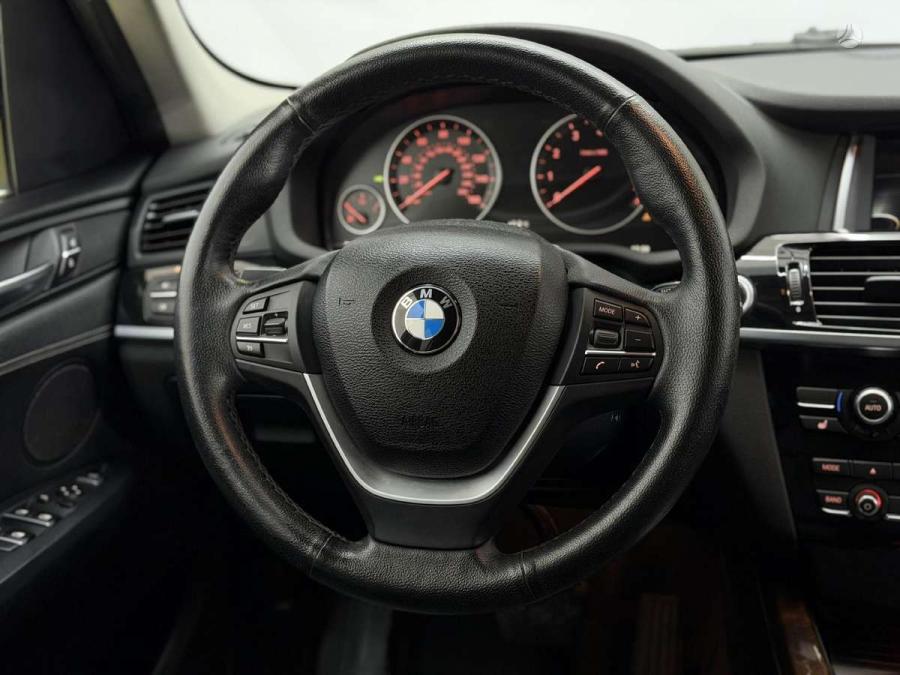 Melns BMW X3 2016 Viļņa, ar dzinēja tilpumu 2.00 L un nobraukumu 136 tūkst. km par 13950 €, foto 18 vietnē AUTOMOTO.COM.LV