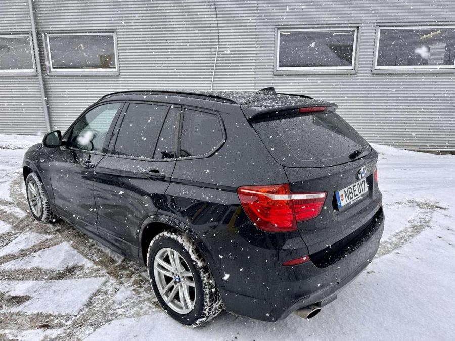 Black BMW X3 2016 in Siauliai, with an engine capacity of 2.00 L and mileage of 195 thousand km for 15300 €, photo 8 on AUTOMOTO.COM.LV