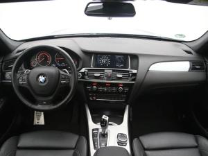 Black BMW X3 2016 in Vilnius, with an engine capacity of 2.00 L and mileage of 195 thousand km for 15999 €, photo 3 on AUTOMOTO.COM.LV
