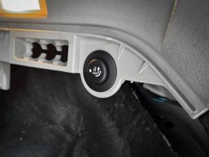 Black BMW X3 2016 in Riga, with an engine capacity of 2.00 L and mileage of 195 thousand km for 16700 €, photo 21 on AUTOMOTO.COM.LV
