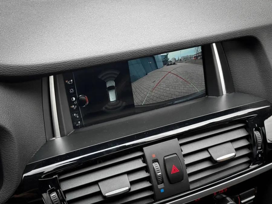Black BMW X3 2016 in Riga, with an engine capacity of 2.00 L and mileage of 195 thousand km for 16700 €, photo 23 on AUTOMOTO.COM.LV