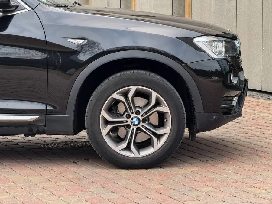 Black BMW X3 2016 in Riga, with an engine capacity of 2.00 L and mileage of 195 thousand km for 16700 €, photo 24 on AUTOMOTO.COM.LV