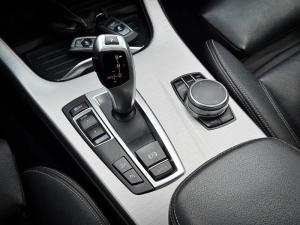 Black BMW X3 2016 in Riga, with an engine capacity of 2.00 L and mileage of 195 thousand km for 16700 €, photo 27 on AUTOMOTO.COM.LV